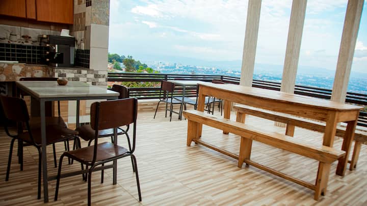 Apartment With Beautiful Rooftop - Kigali