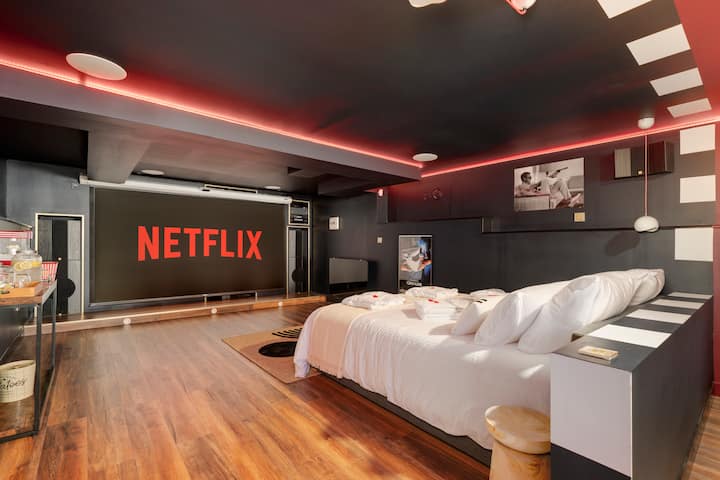 Cinema Room Haut De Gamme Avec Spa Et Jardin Privé - Laxou