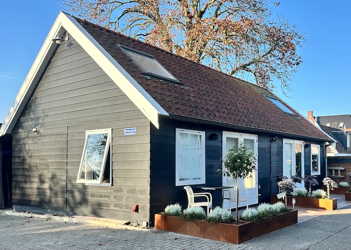 'T Hutje In Centrum Uitgeest - Heemskerk