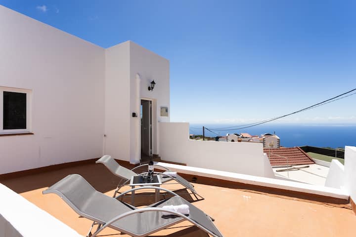 Casa Camila - Charming Retreat & Terrace, Hierro - El Hierro