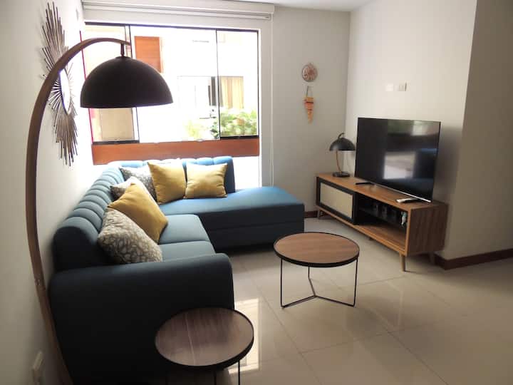 Premium 1st Floor Apt • Ac• 4 Beds - Chiclayo