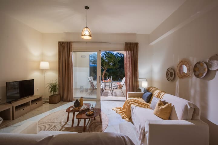 New Luxury Apartment Near Port, Airport & Center - Heraklion