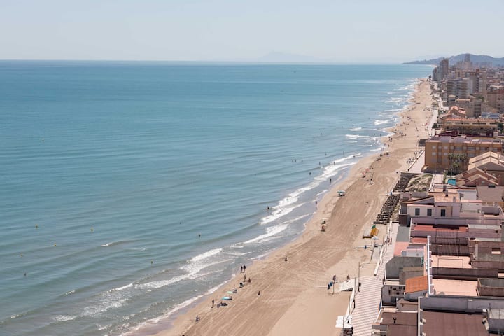 Preciosa Casa En Primera Línea De El Perelló - El Palmar