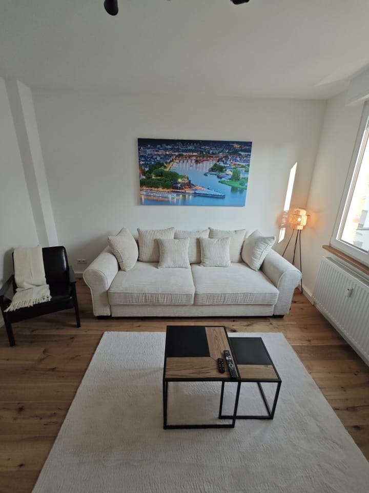 Charmante 2 Zimmer-wohnung Mit Fahrradstellplätzen - Koblenz