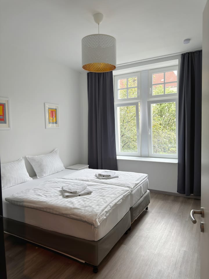 Jay-bnb - Modern Eingerichtetes Apartment Am Hafen - Dortmund