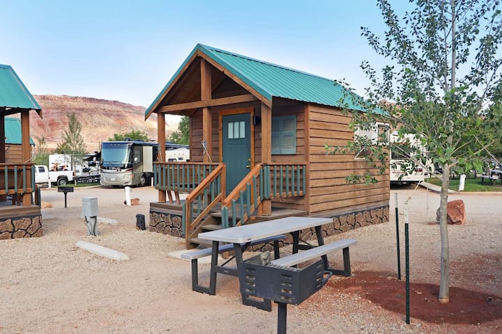 Deluxe 2 Person Cabin Rental In Moab Resort - Arches National Park, UT