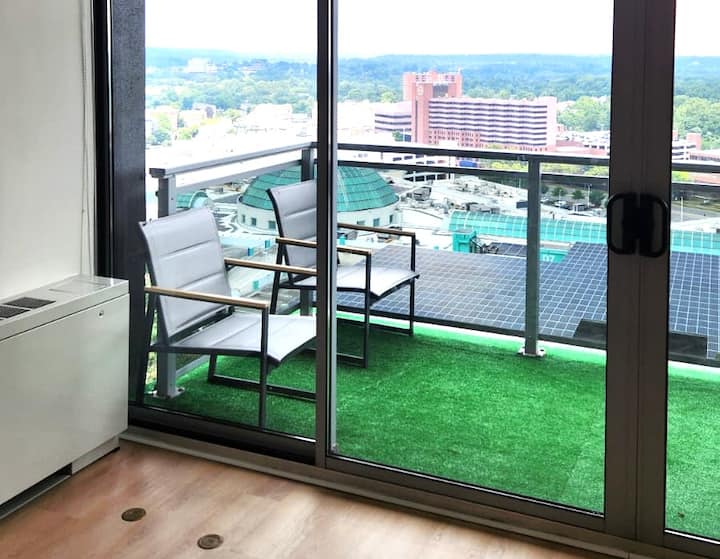 #Cozy *Penthouse* @ Towson’s Heart #City View - Towson, MD