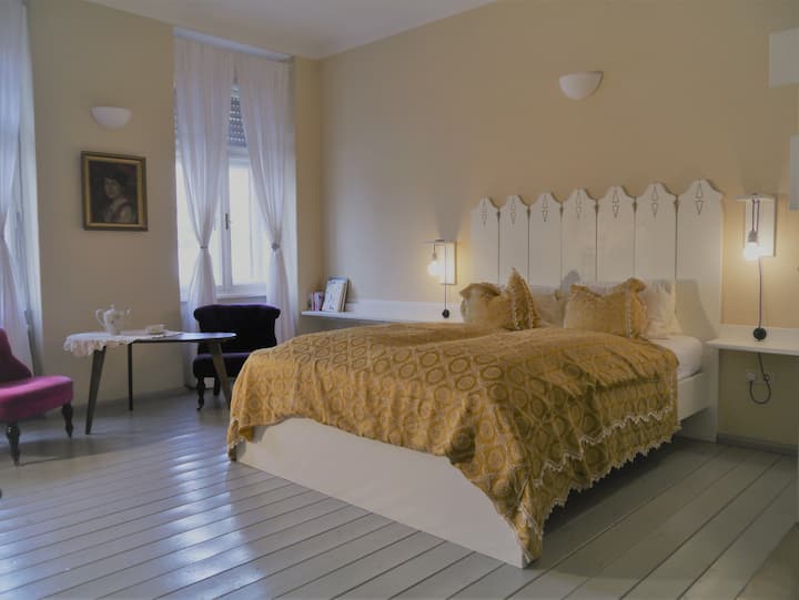 Design Apartment Near Old Town - Graz