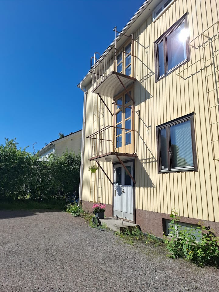 Rauhallinen Puutaloyksiö Hyvillä Kulkuyhteyksillä - Tampere