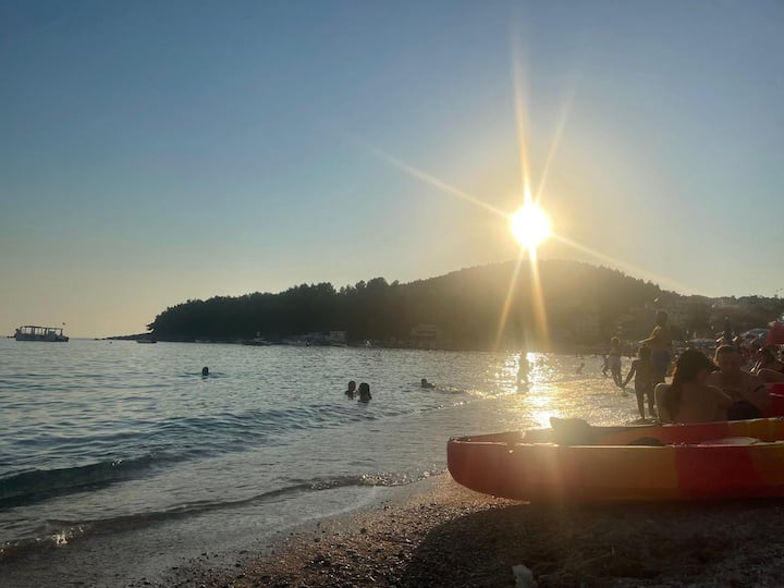 Gem Of Himara Near Sandy Beach - Himarë