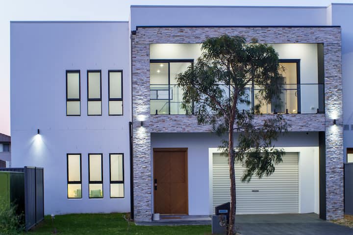Brand New Complete House - Saint Marys