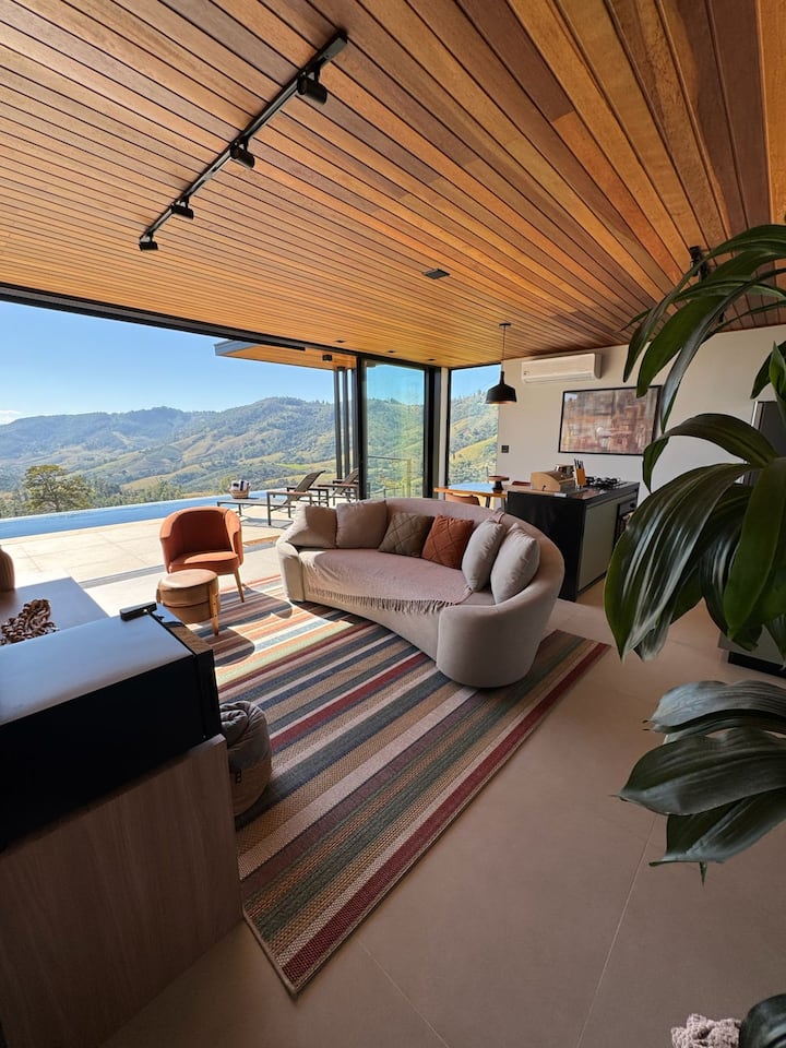 Casa Vista - Piscina Aquecida E Café Da Manhã - Amparo