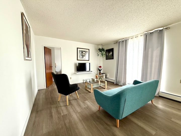 Casa Grande - 1br/u9 (Offers Car Rental Service) - Prince Albert