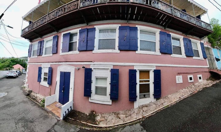 King's Lighthouse: Historic Estate Sleeps 18 Ppl - Saint Thomas