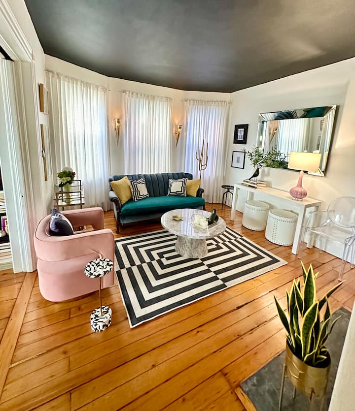 East Side Private Apt Walk To Brown - Providence, RI