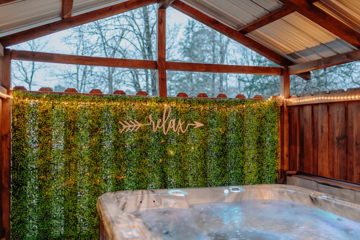 Fire Pit•spa•play Structure•wildlife•easy Access - Broken Bow, OK