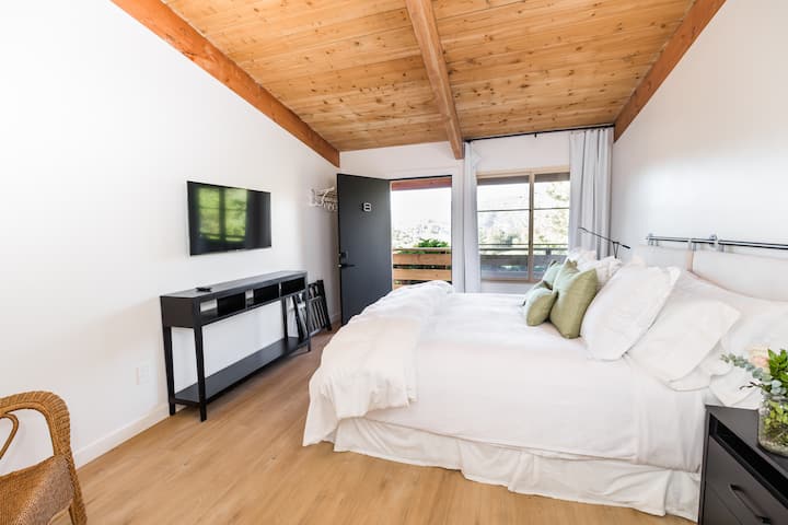 |The Lodge|
Sacred Mountain - Julian, CA