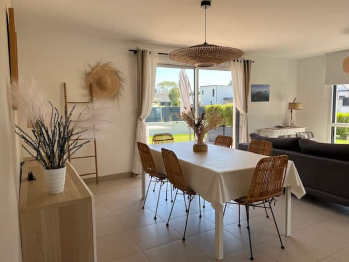 A 150 M De La Mer Meublé De Tourisme 4* - Saint-Pol-de-Léon