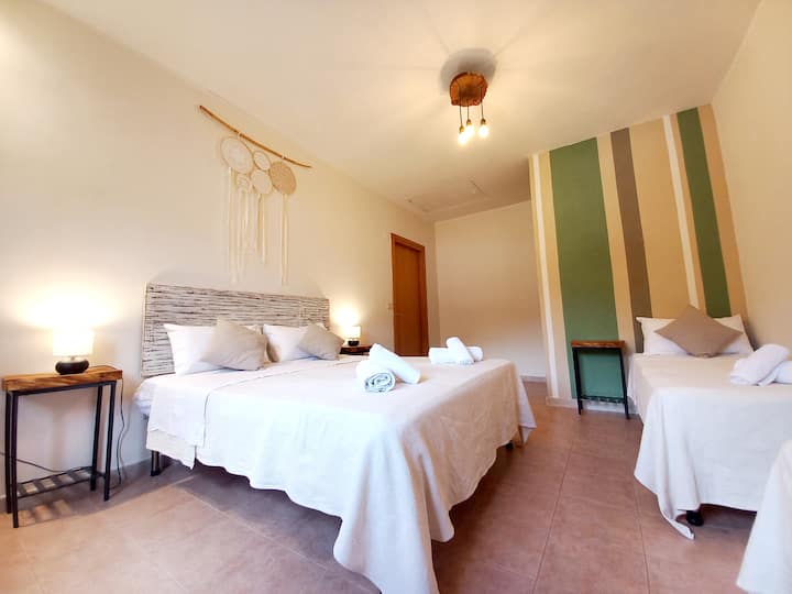Cozy Apartment In Old Town - Laurino