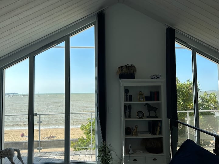 Villa  Neuve En Front De Mer-bord De Plage - Fouras