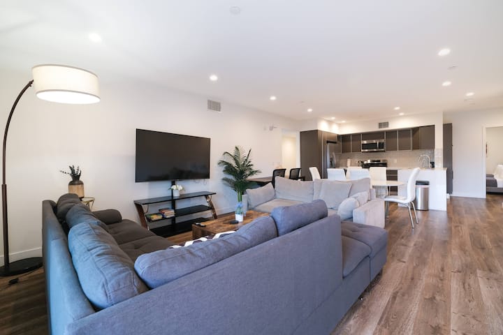 Prime Location 4bd By Beverly Center - West Hollywood, CA