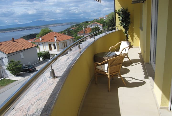 Lavanda Apartment 
 - Sea View, Free Parking - Crikvenica