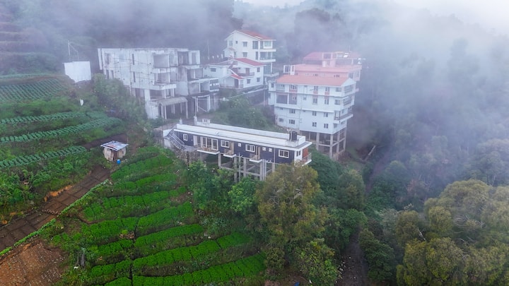 Aarrreas Valleyview (4500 To 8500 Rs Per Day) - Kodaikanal