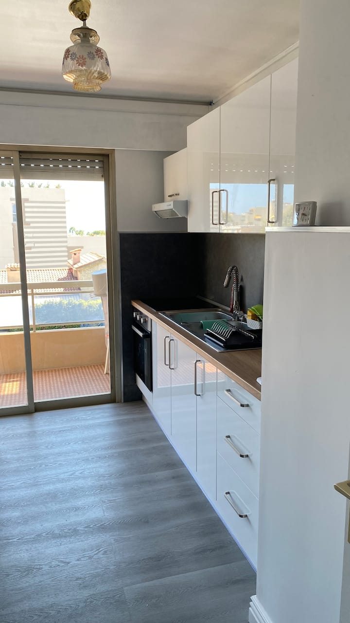 La Mer à 200m-spacieux 2pc, 55 M2, Balcon, Parking - Vence