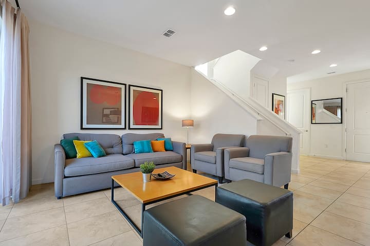 Kissimmee 3-bedroom Townhouse With Private Hot Tub - Celebration, FL