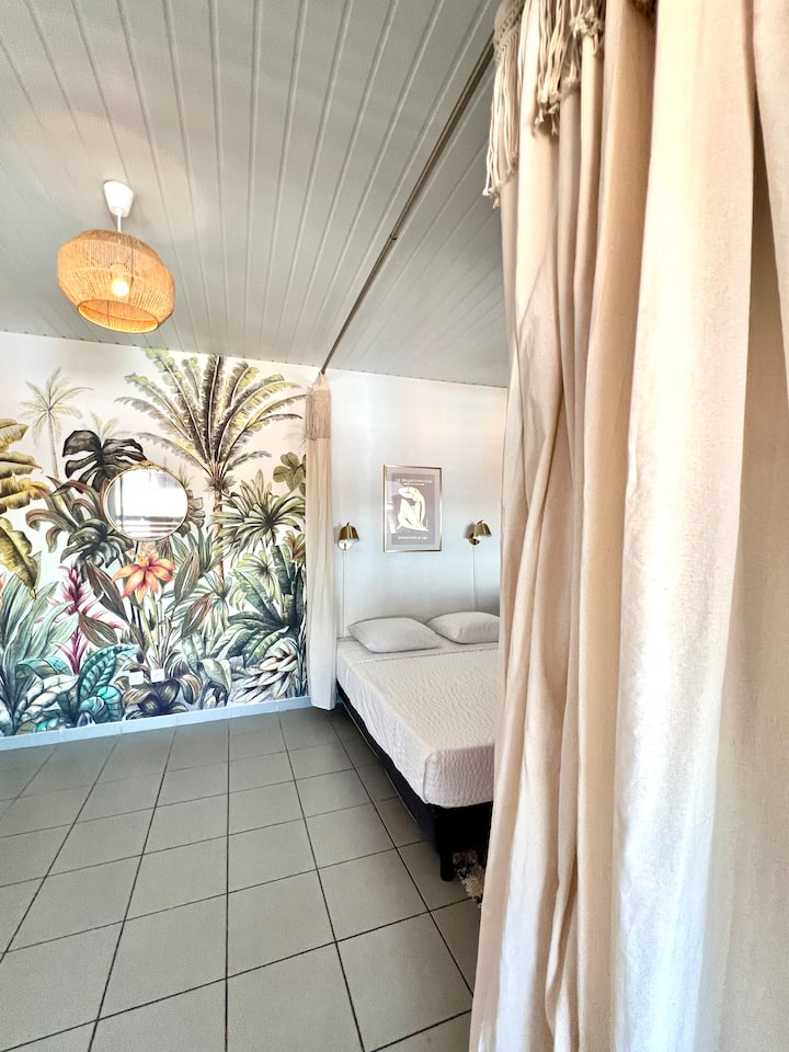 Studio Calme Avec Terrasse Dans Résidence Privée - Cayenne