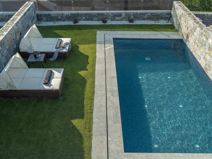 Private Pool Lift Seaview Villa-sleeps 4+2-pelagos - Hersonissos