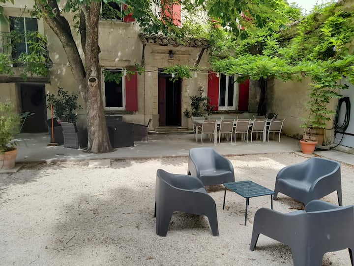 Gite En Provence Avec Piscine 10 Personnes - Gigondas