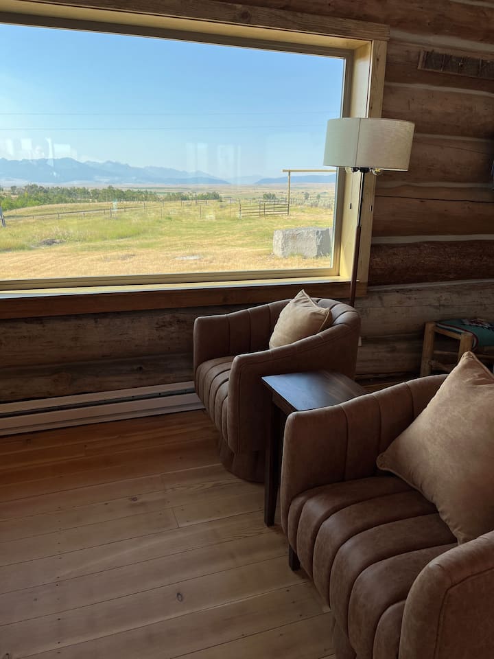 Livingston's Chicken Creek Coop: Log Cabin Dreams! - Montana