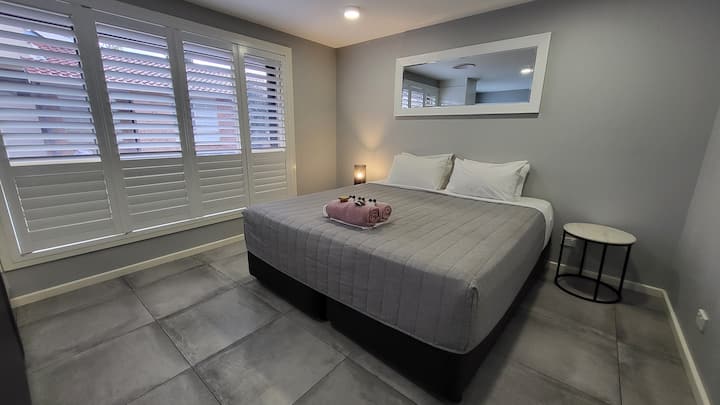 One Bedroom Deluxe - Newcastle