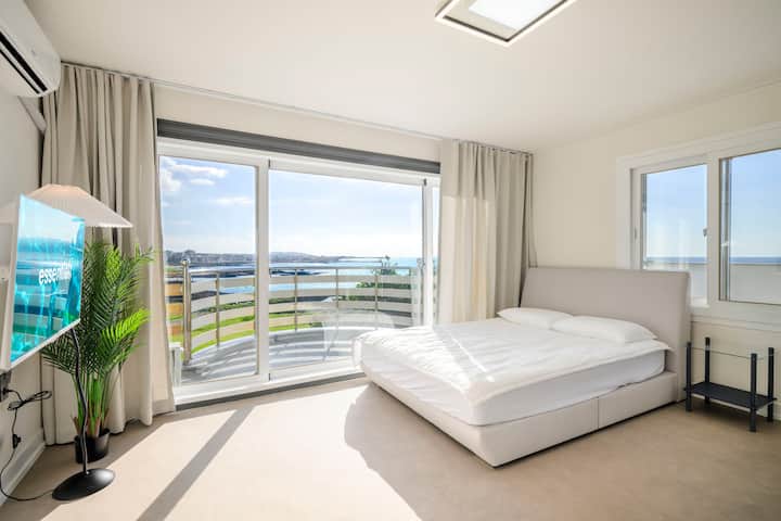 [폭싹 속았수다 촬영지 김녕 세기알 해변 근처] 제주도 오션뷰 오아시스 펜션 - Two - Jeju-si