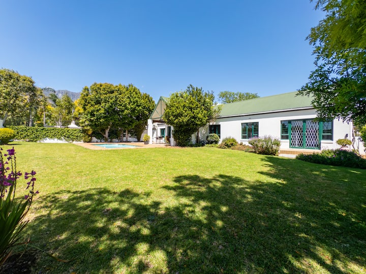 Paradyskloof Villa - Stellenbosch