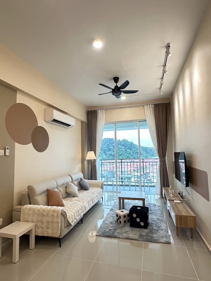 Stylish Bearbrick Home @ Sri Indah Sandakan [6pax] - Sandakan