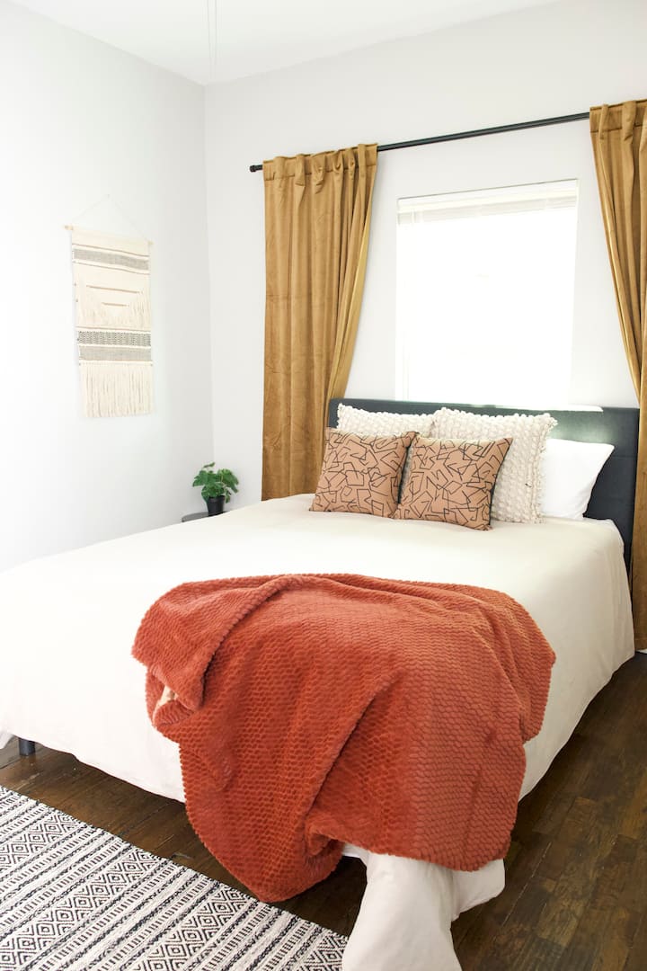 Cowtown Casa - Near Everything! - Fort Worth, TX