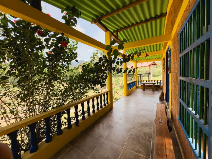 Cabaña Familiar De Campo Con Acceso Directo Al Rio - San Rafael, Colombia