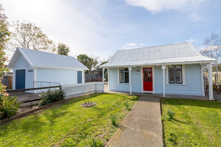 Cologne Cottage - Martinborough