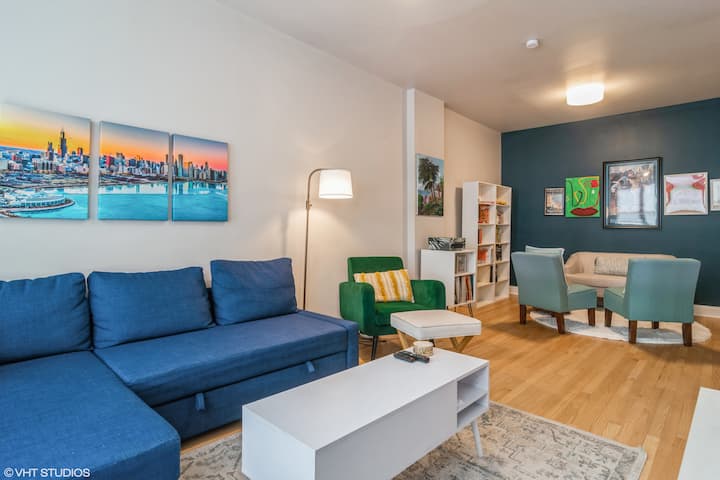 2bed2bath With Parking Spot & 15 Min To Wrigley - Skokie, IL