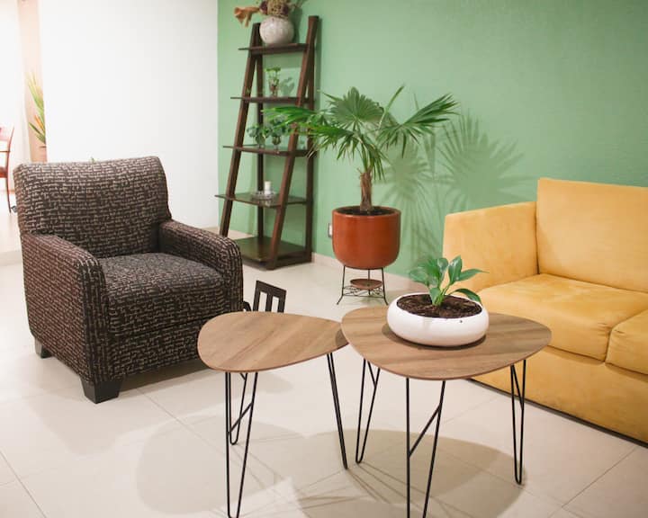 Casa Bonita Y Cómoda En El Corazón De La Huerta - モレリア