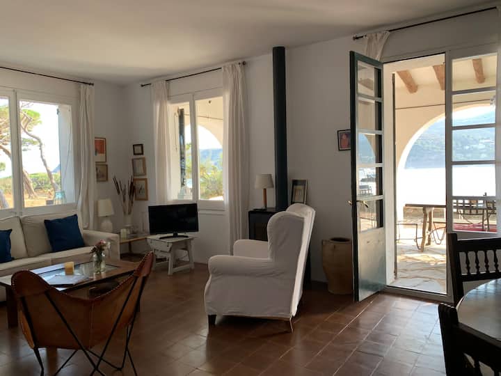 (Cadaques 6 People) Exquisite Seaside Home - Cadaqués