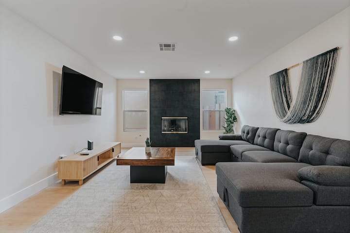 Luxe Retreat Sw Las Vegas (31+ Nights) - Las Vegas