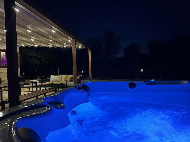 Villa Marta:jacuzzi-privacy-bbq Lounge-ev-starlink - Trogir