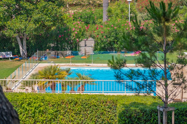 Spacieux 3 Pièces Avec Piscine Et Tennis - Antibes