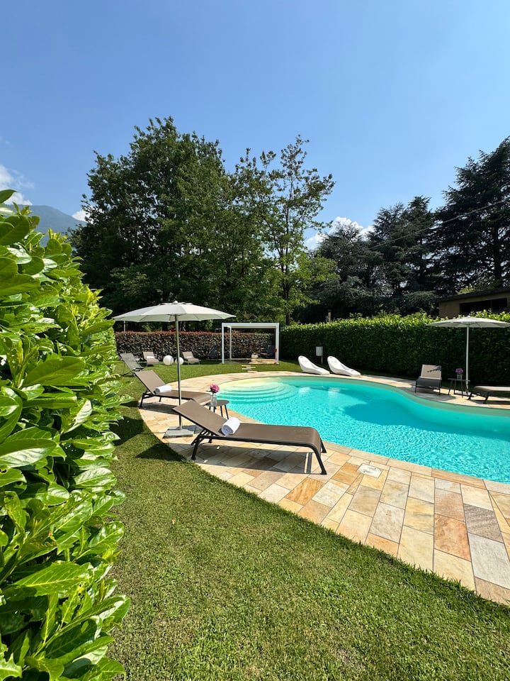 Relax Alle Terme: Design Con Piscina E Balcone - Borno