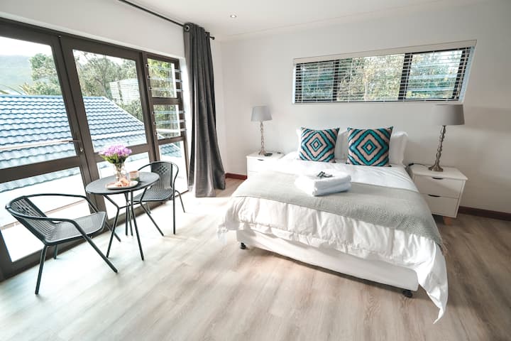 Crayfish Hermanus Reefs - Hermanus