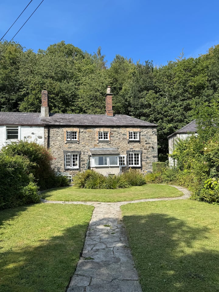 Listed Cottage Between Mountains & Sea, Ev Charger - Bethesda