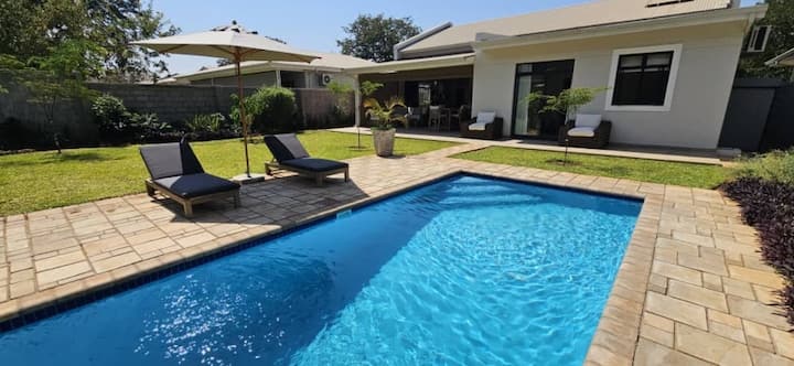 Zani @ 304 Victoria Falls Estate - Victoria Falls